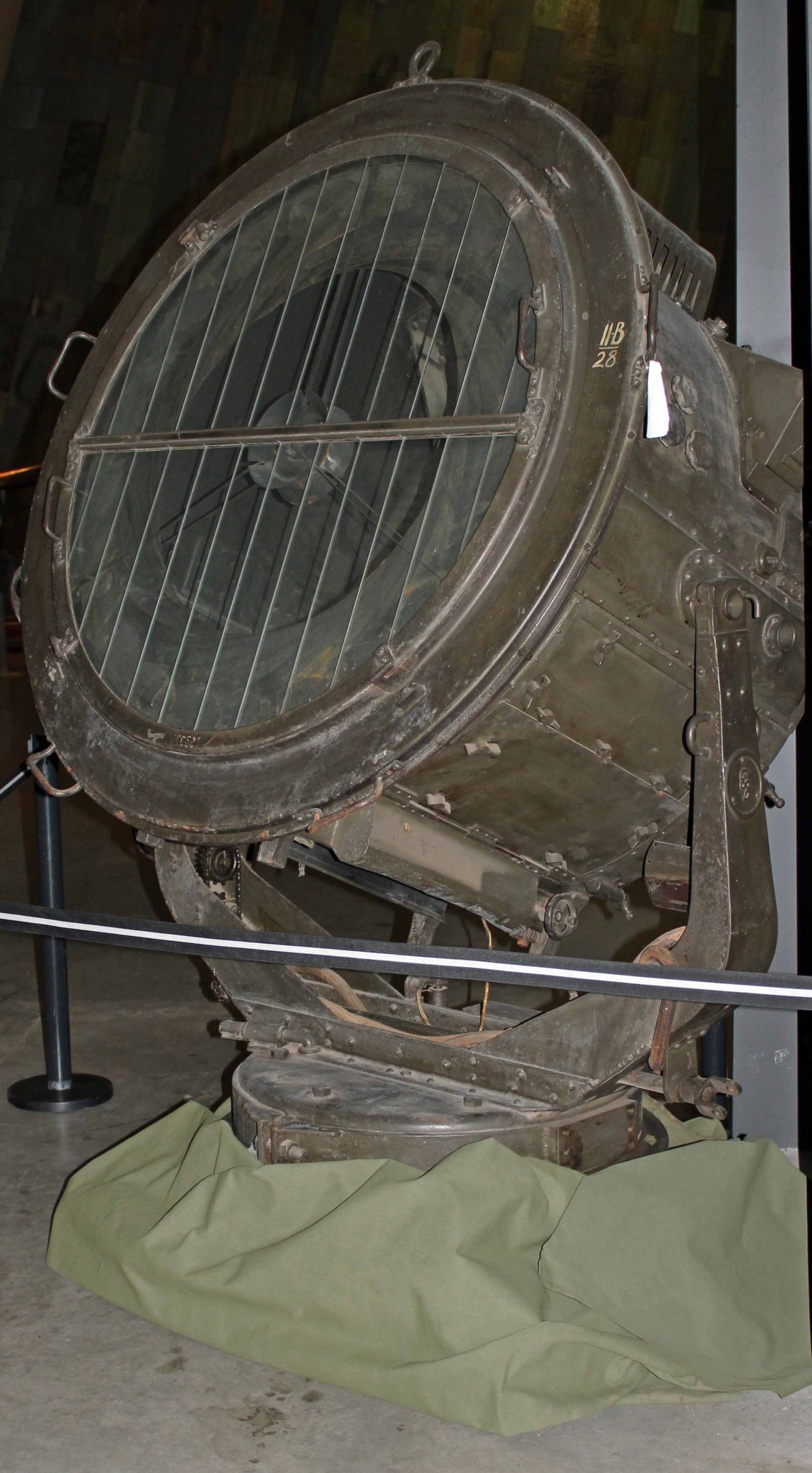 Captured First World War Searchlight update – The Searchers