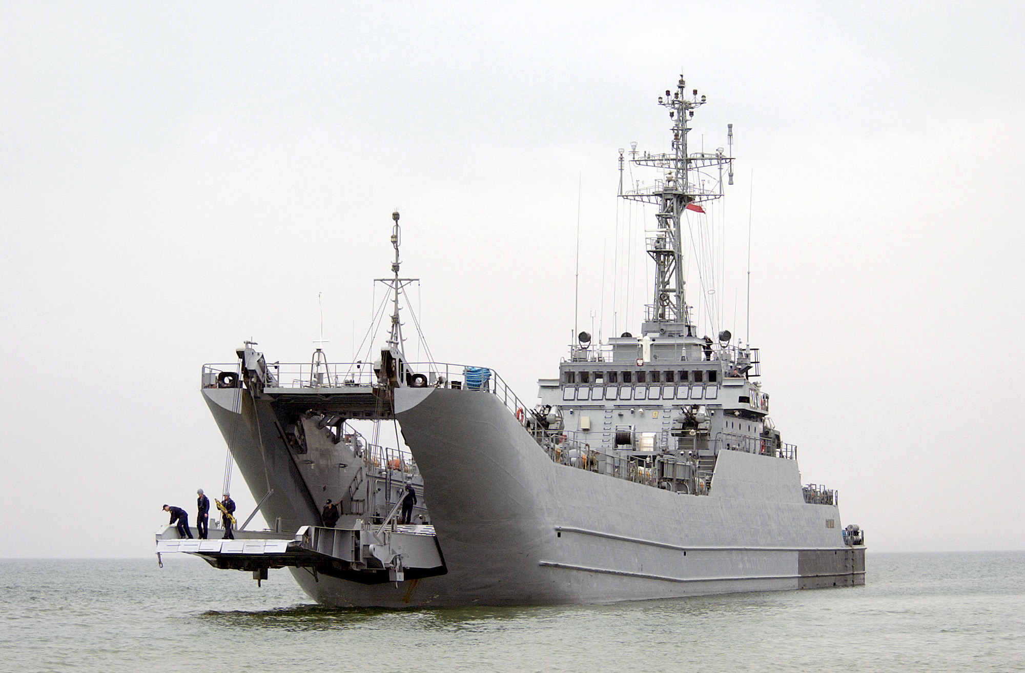 Polish Navy – Landing Ships – The Searchers